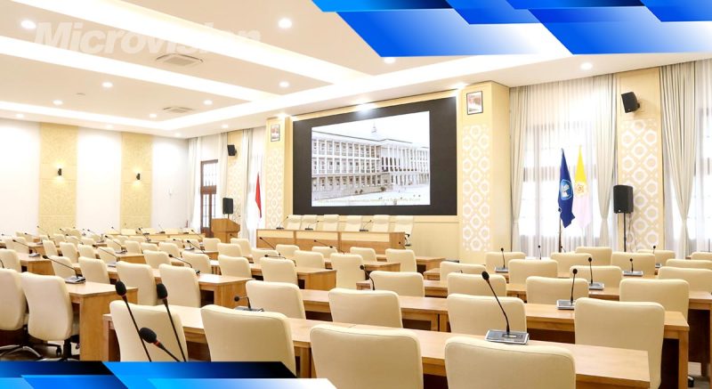 Solusi LED Display di Ruang Multimedia Gedung Pusat UGM Yogyakarta - PT ...